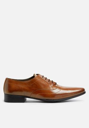 Men’s Formal Shoes Online | Buy Gino Paoli, Steve Madden & ALDO ...